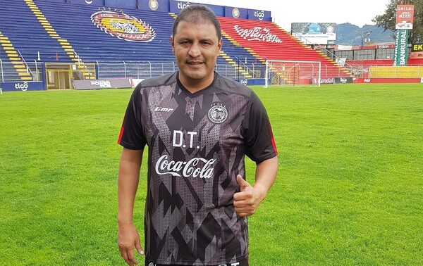 Lacho González, la emoción de ser campeón con Cobán y Xelajú | Nuestro ...