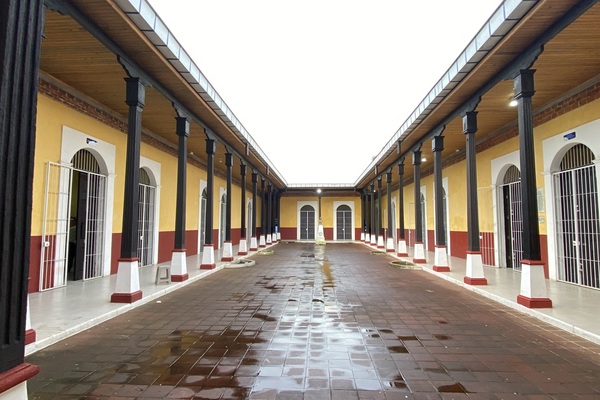 Ladrones se meten a robar equipo al Instituto Carlos Dubón | Nuestro Diario