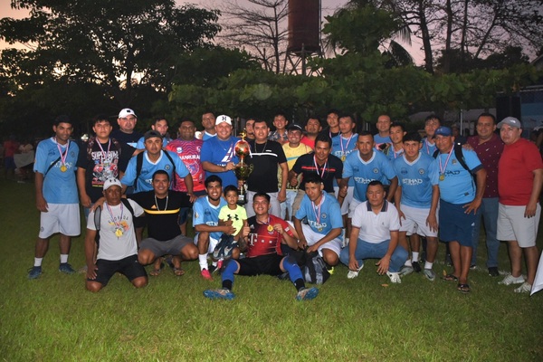 Atitán se corona campeón navideño en una emocionante final | Nuestro Diario