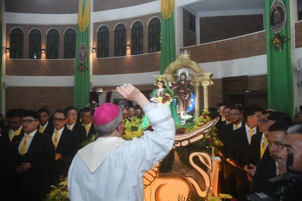 Católicos celebran al patrono San Marcos Evangelista | Nuestro Diario ...