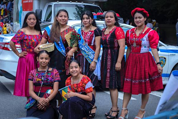 Guatemaltecos destacan en desfile ecuatoriano en Nueva York | Nuestro ...