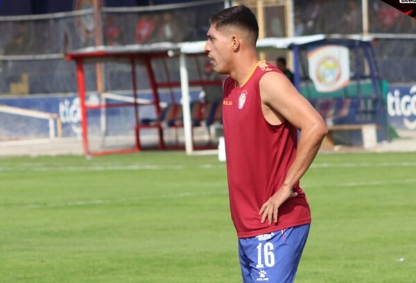 Juan Luis Cardona se perfila como titular en Xelajú | Nuestro Diario