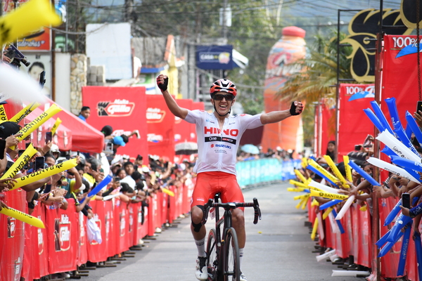 Colombiano Nicolás Paredes conquista Fraijanes en la Vuelta | Nuestro ...