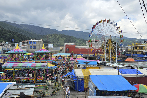 Familias disfrutan del último día de la feria de Tecpán | Nuestro ...