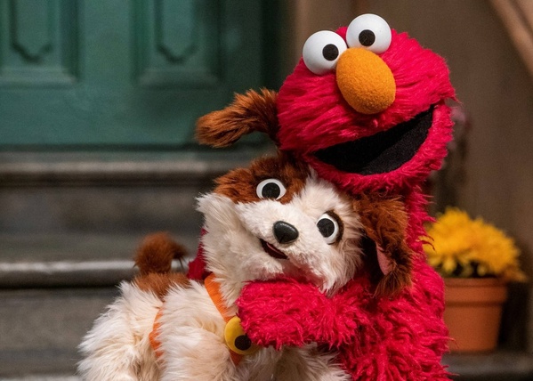 Elmo, personaje de "Plaza Sésamo", está de cumpleaños | Nuestro Diario ...