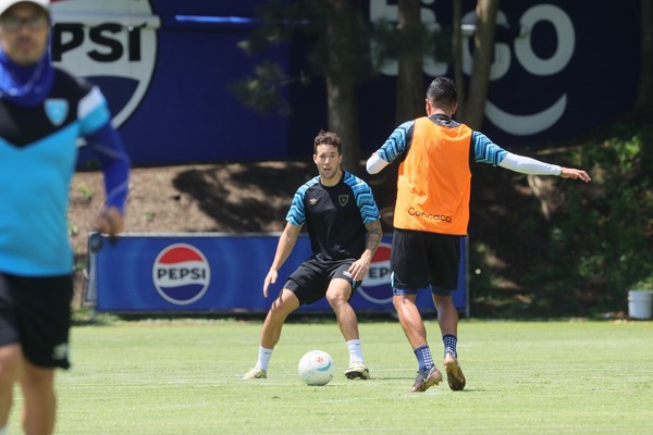Los elogios de Tena para un Aarón Herrera que será titular | Nuestro Diario